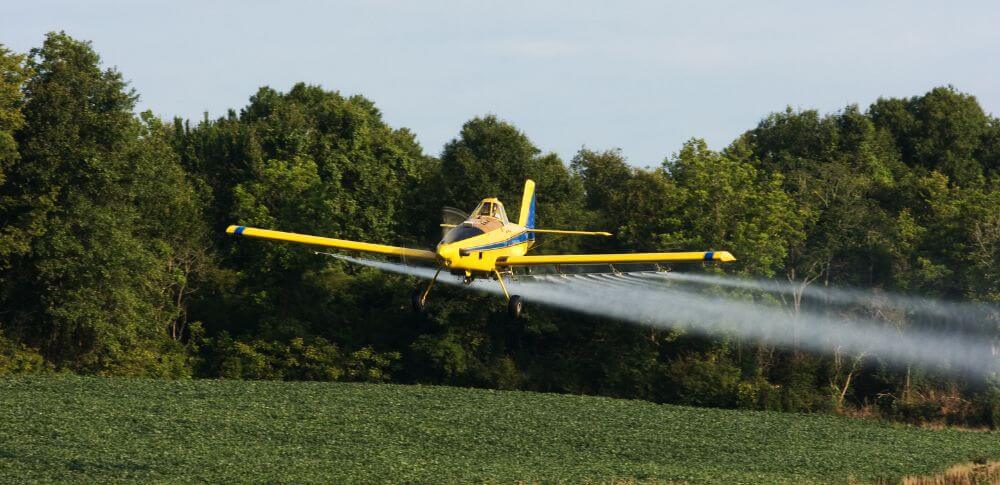 How to Become a Crop Duster Pilot: Requirements and Career Path